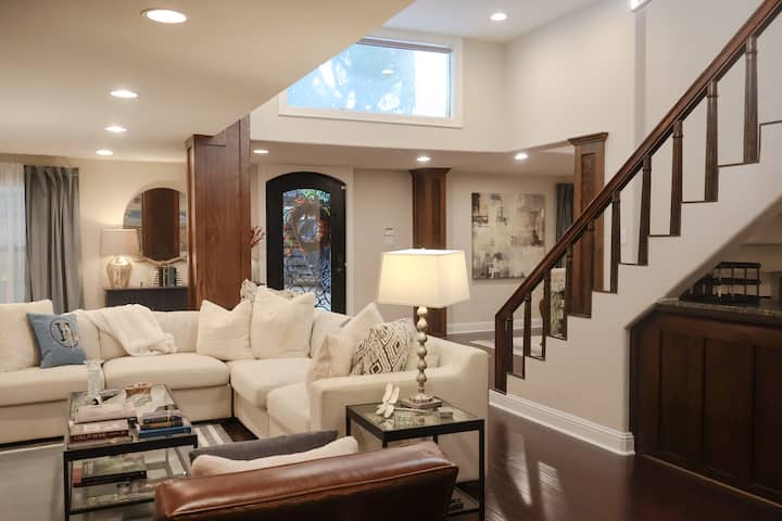 Cultural District Spanish Contemporary - Fort Worth, TX