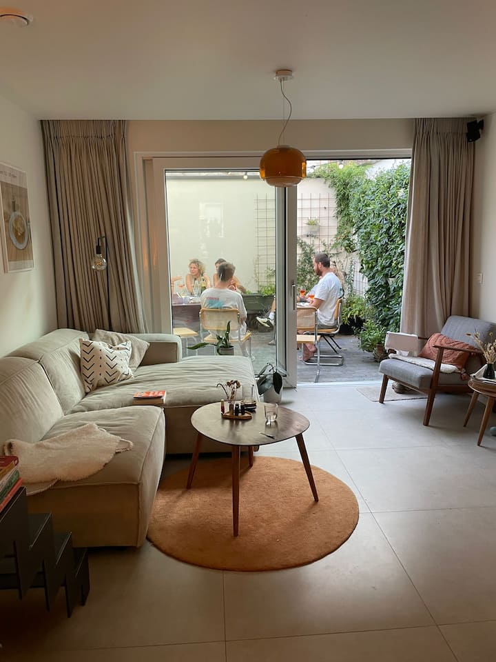 Cozy Modern House – Near Center - At Train-station - Gante