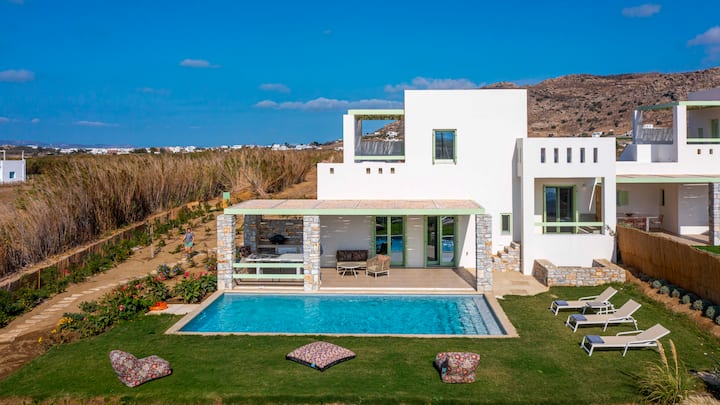 Luxury Villa With Private Pool - 納克索斯島