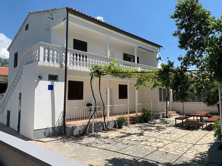 Apartman 1 - Starigrad