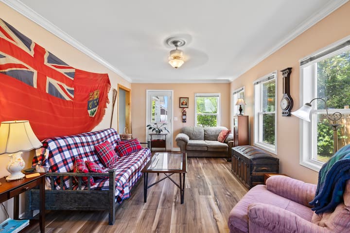 3bed Cottage 4 Blocks From Beach - Kincardine