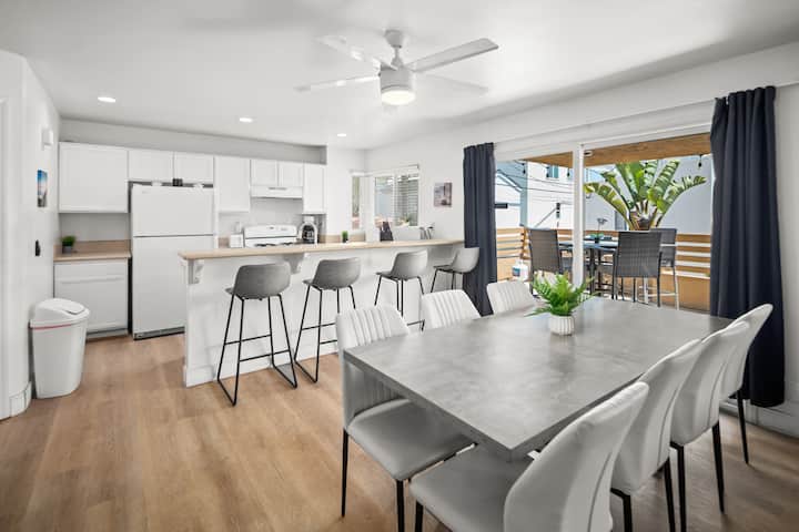 7 Bedroom Water View Home - North Mission Beach - San Diego