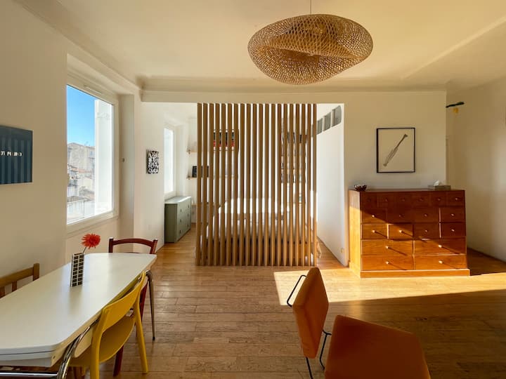 Très Beau T3/4 Calme Et Lumineux, Idéalement Situé - Marseille