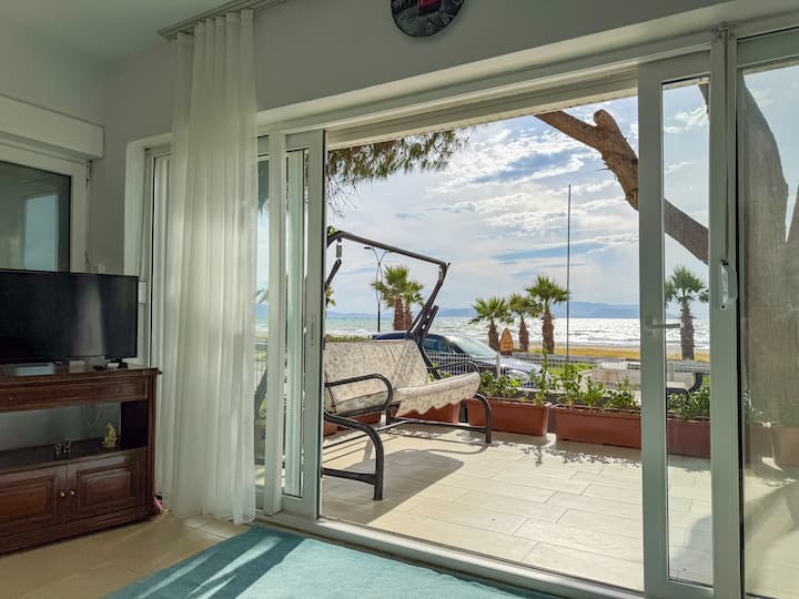 Kusadasi Villa Mer 4 Ch., 3 Sdb – Davutlar - Aydın