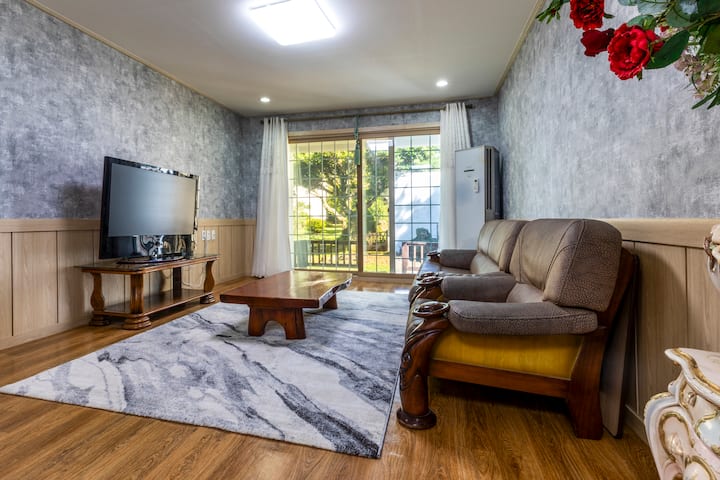 Healing Villas In 2680 Yusuam-ri - Jeju-si