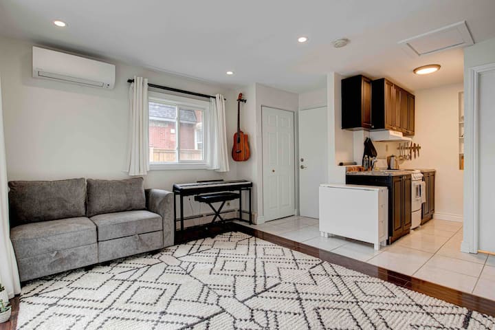 The Studio: Bright, Cozy, Quiet - Guelph