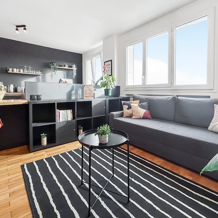 Appartement Cosy: Balcon | Vue Superbe | Métro B - Vénissieux
