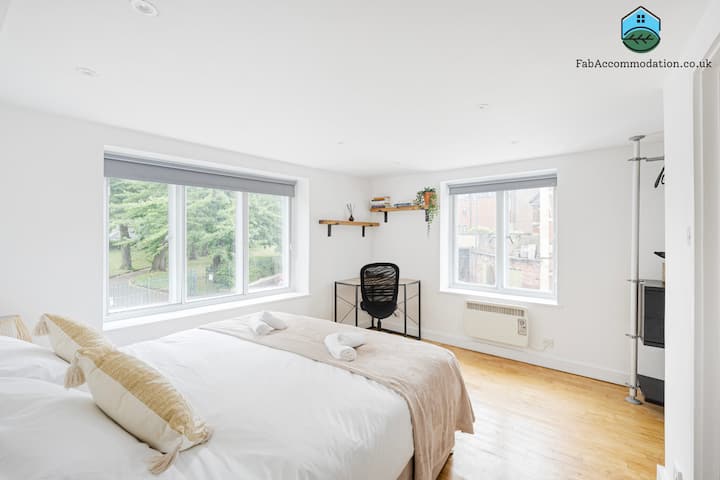 Central Apt-2bed 2bath-ac Unit-by Fabaccommodation - Brístol