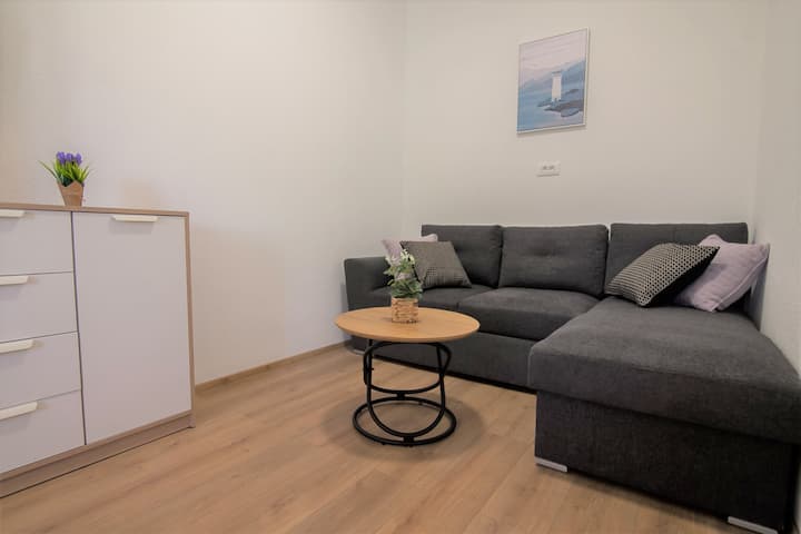Domus 1 - Bbq - 1 Bedroom Apt For 3 - Free Parking - Bol