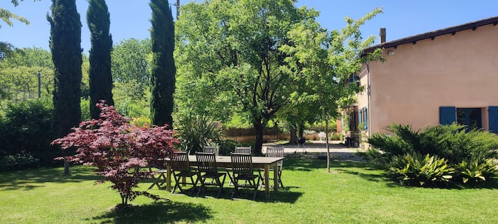 Ancienne Ferme Rénovée Au Bord De La Garonne - France