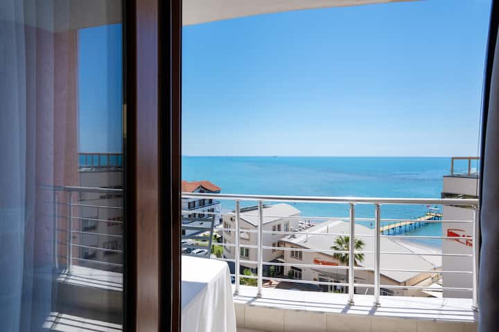 Enjoy Seaview Sunshine 2bdr At Currila Beach. - Durrës