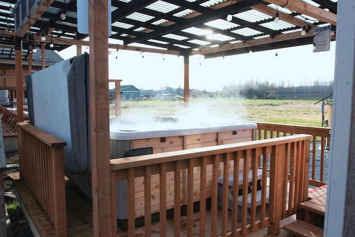 Hottub,sauna,spiral Shower,firepit,ev Charger - Lake Cavanaugh, WA