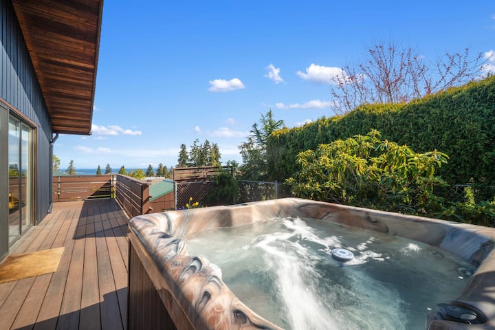 Lady Liberty Loft - Private Hot Tub 3br/2b - Port Angeles, WA