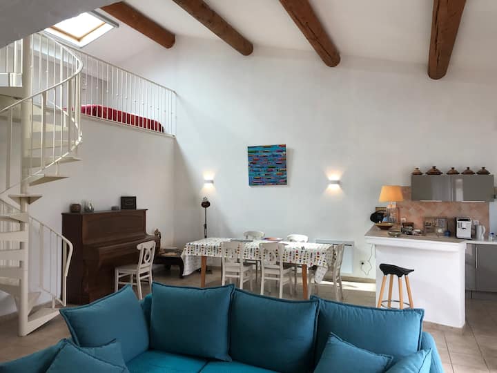 Maison De Caractère Entrée Village 7 Per. 145m2 - Saintes-Maries-de-la-Mer