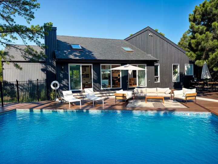 Hampton’s Retreat | Heated Pool | Secluded - Palmer Vineyards, Riverhead