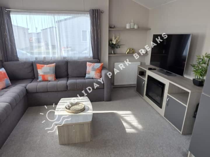 Stylish 3-bedroom Holiday Home At Seal Bay - Bracklesham Bay