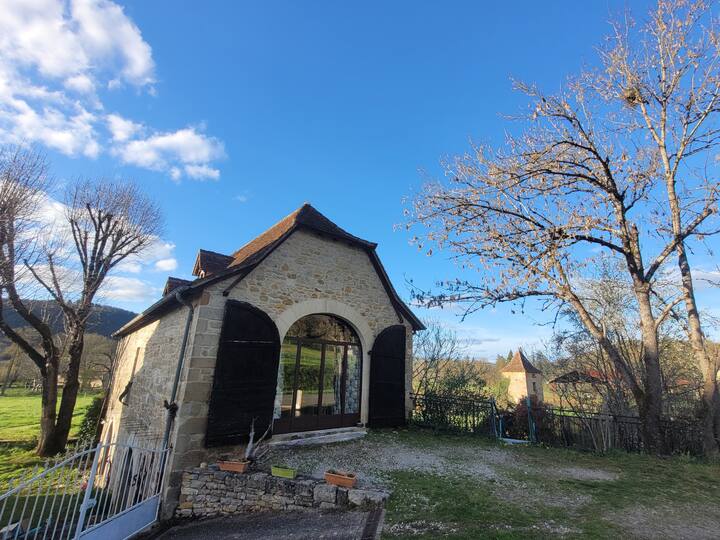 Gîte De Charme Jusqu'à 7 Personnes - Aveyron