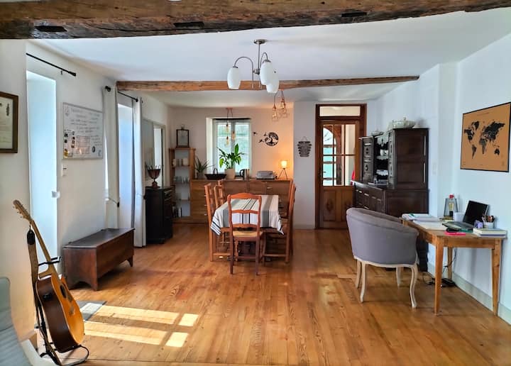 Chambre "Garazi" Dans Une Maison D'hôtes Basque - Saint-Jean-Pied-de-Port