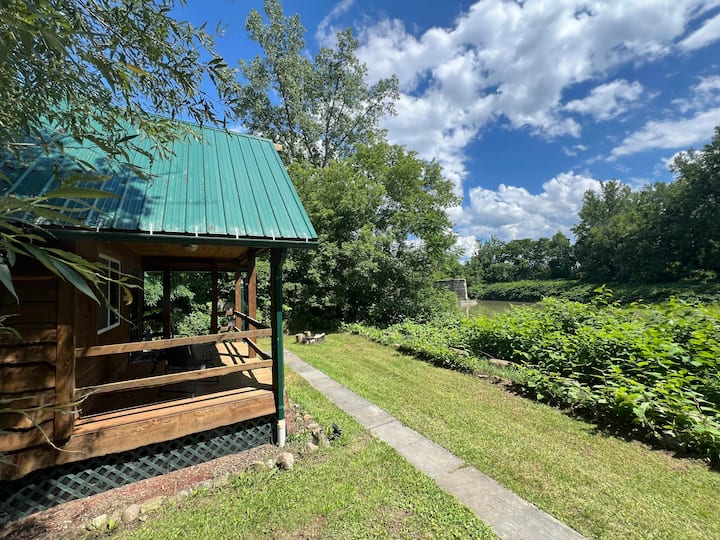 :)Over The River Through The Woods Comfy4q Beds #4 - Belfast, NY