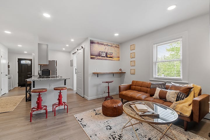 Modern 2bd | Concord & Manchester Nh | Super Clean - Concord, NH