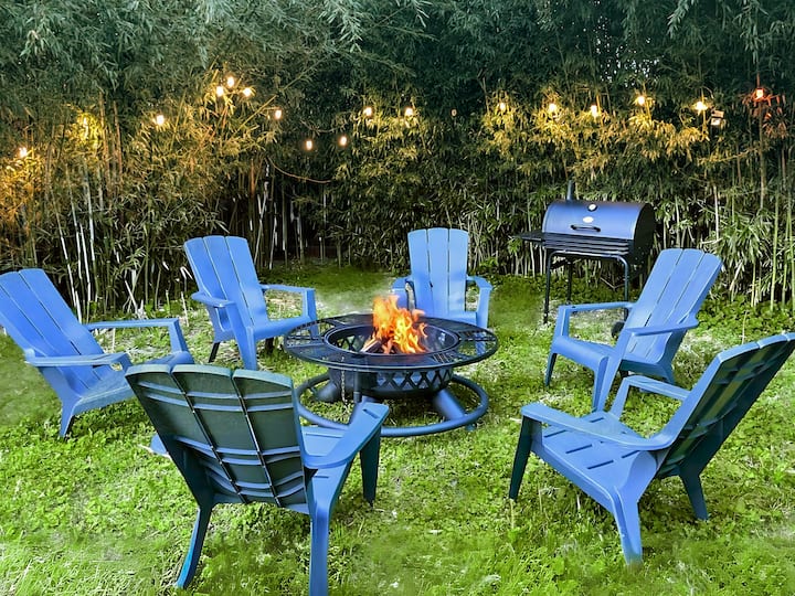 Work-friendly Compound: 318 & 320 Double The Space - Evansville, IN