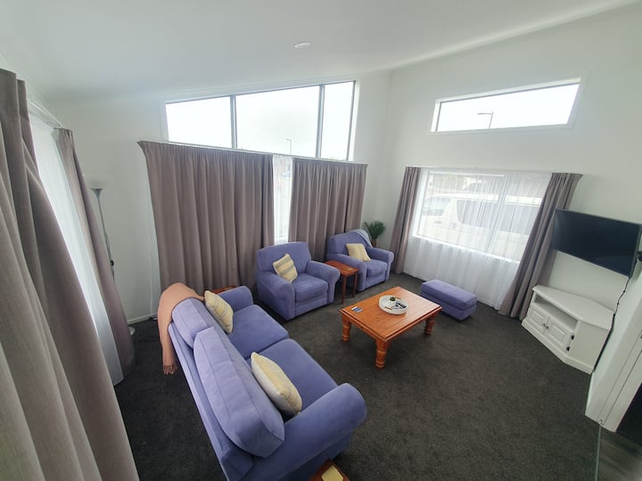 Clear Sky View
*New House* Plus Spa On Request - 林肯