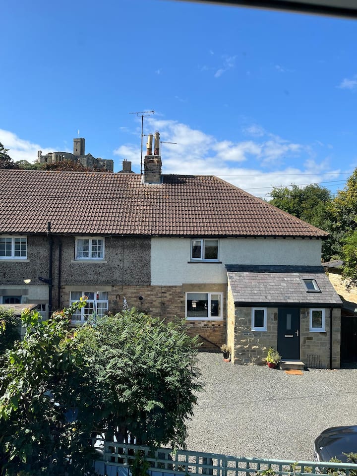 Warkworth: Charming 3 Bed,  With Parking - Northumberland