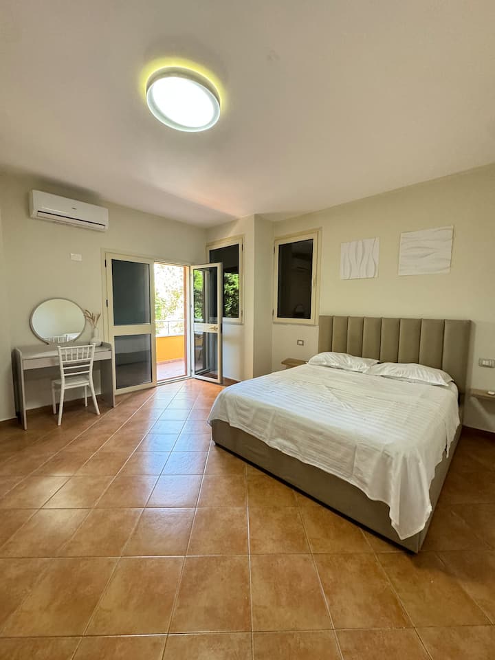 Two Bedroom Apartment & Balcony - Durrës