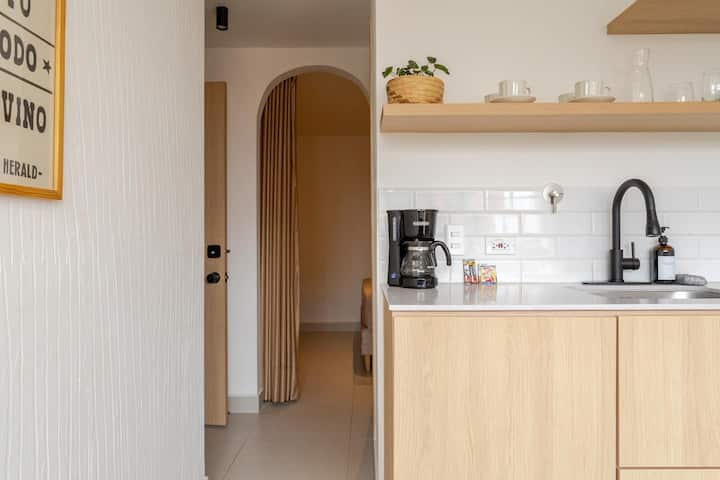 Centrally Located, Fast Wifi  & Ac, Near Poblado - Sabaneta