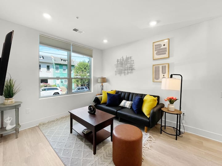 Relaxing Brookland Spot W/ Scenic Views - Hyattsville, MD