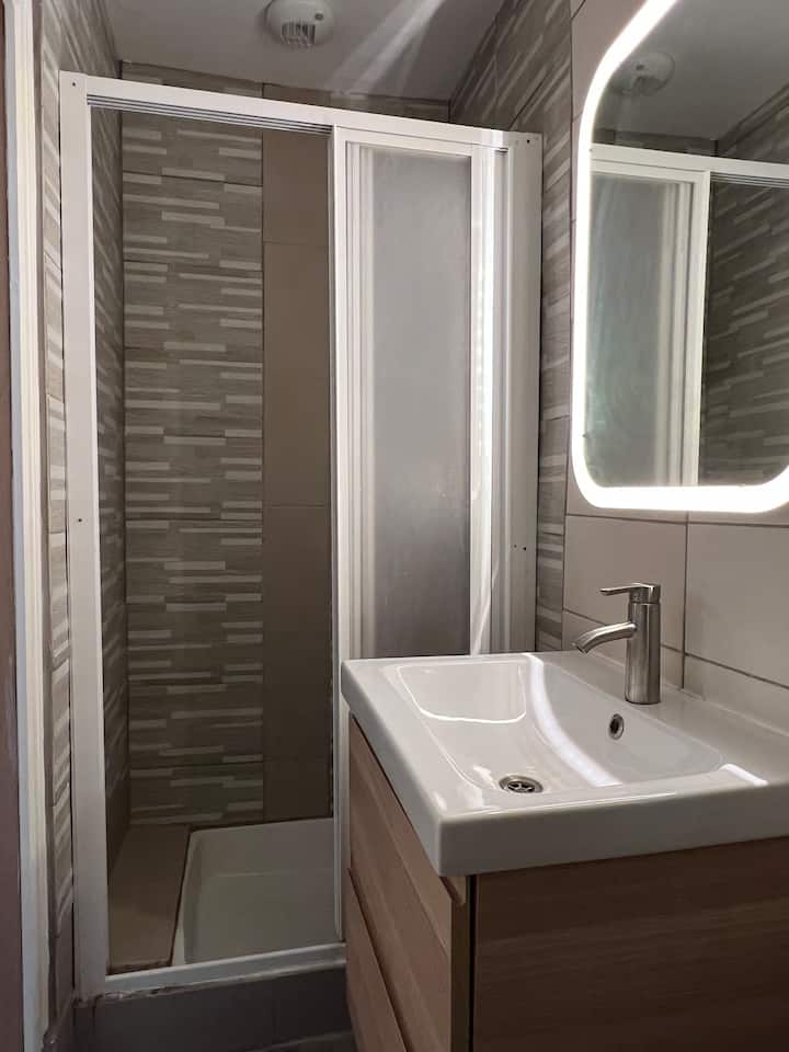 Chambre Double Avec Cuisine / 2p - Ax-les-Thermes