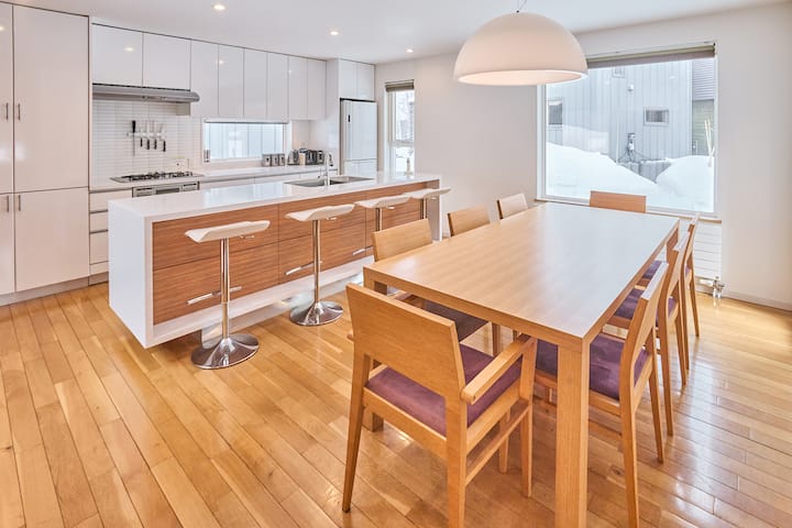 Ezo 365 Resort Home 3 Bedroom - Niseko