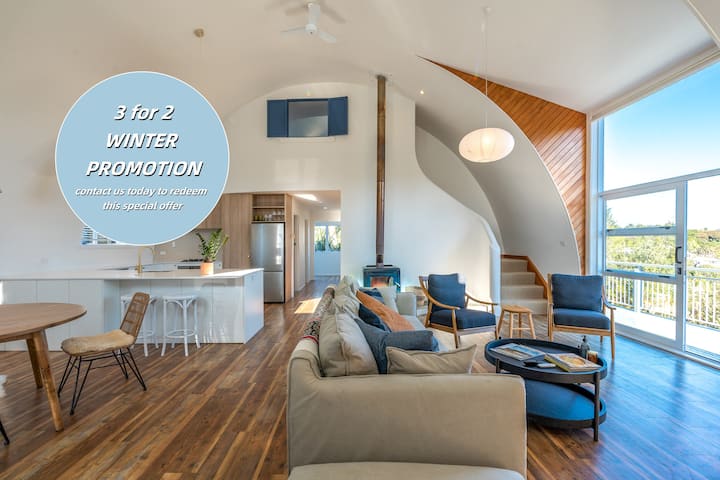 The Round House, Waiheke Island | Be My Guest - Waiheke Island