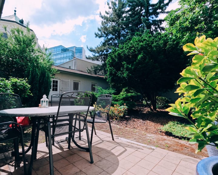 Spacious 5beds Apt/garden/ac/weekend Free Parking - Bratislava