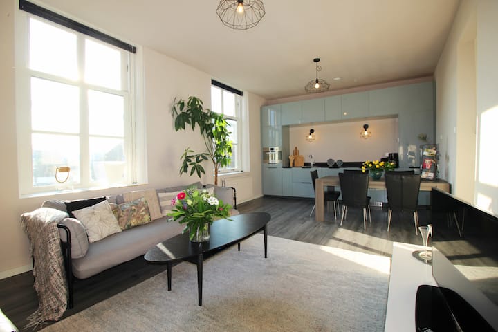 Cosy Luxury In Historic Building Near Utrecht - Nieuwegein