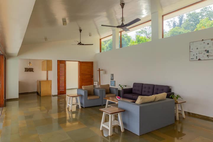 Lake House - 3bhk Lakefront Infinity Pool Villa - Lavasa
