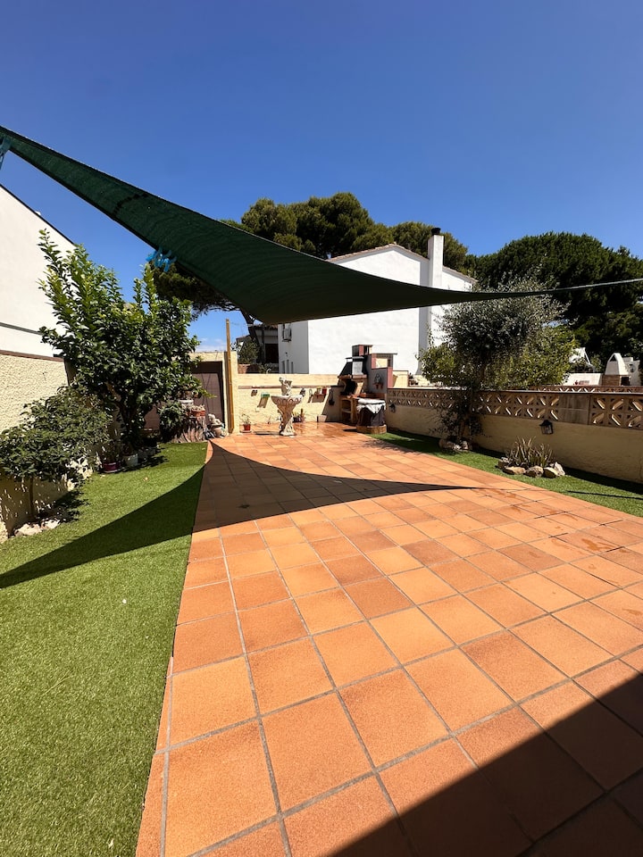 Casa Acogedora Cerca De La Playa - Sant Pere Pescador