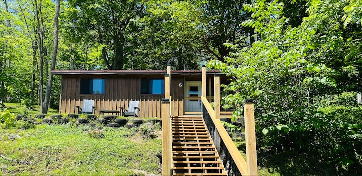 Lil' Cottage - Otonabee River