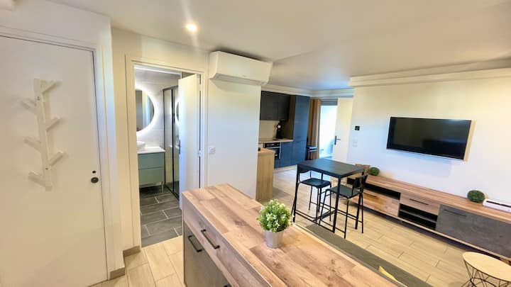 Modern T2 With Swimming Pool, Tennis And Garage - Cagnes-sur-Mer