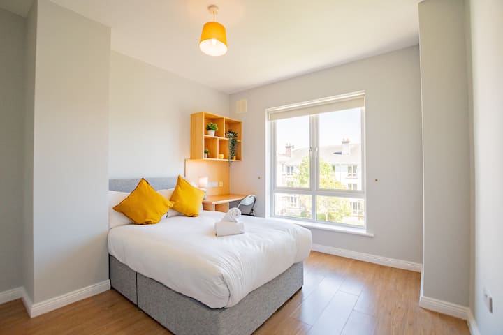 Roomy Townhouse By Shortstays - 골웨이