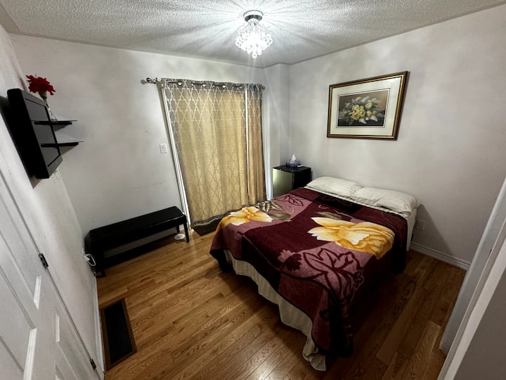 Separate Entrance Private Space + Washroom - Mississauga