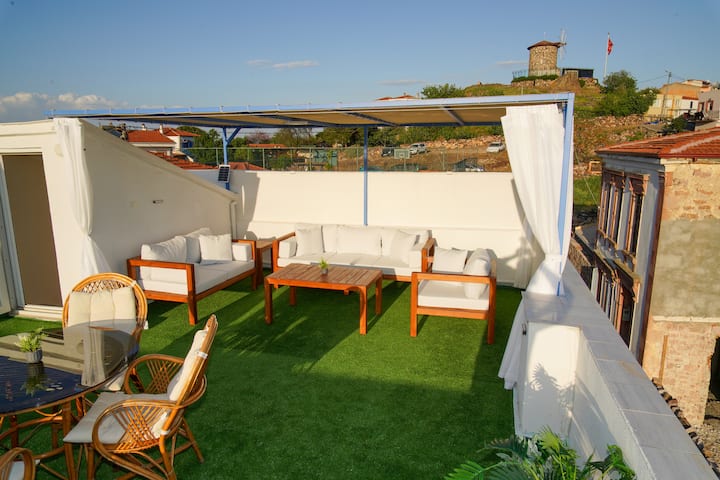 Teraslı Müstakil Ev - Alibey Island