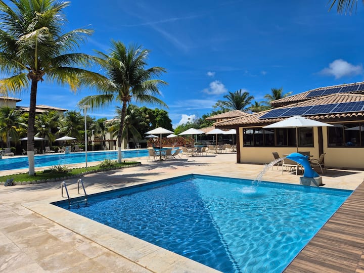 Cond/resort, 900mpraia Guarajuba C/ Jardim E Vagas - Camaçari