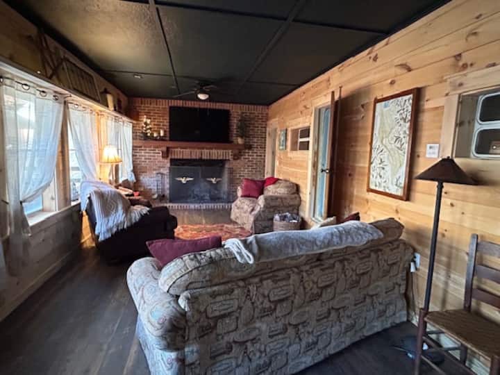 Bungalow @ Deer Park - Barnwell State Park, Blackville