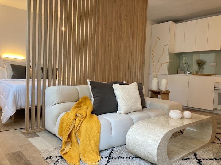 Bonito Estudio En Barrio Retiro - Madrid