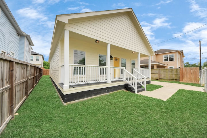 Trendy Home In The Heights - Simply Fabulous! - Houston, TX