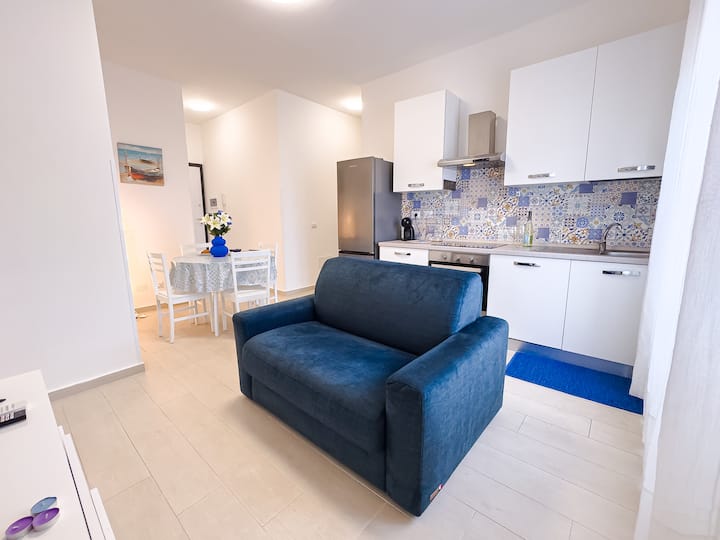 Danyshome Giove Davanti Al Mare - Terracina