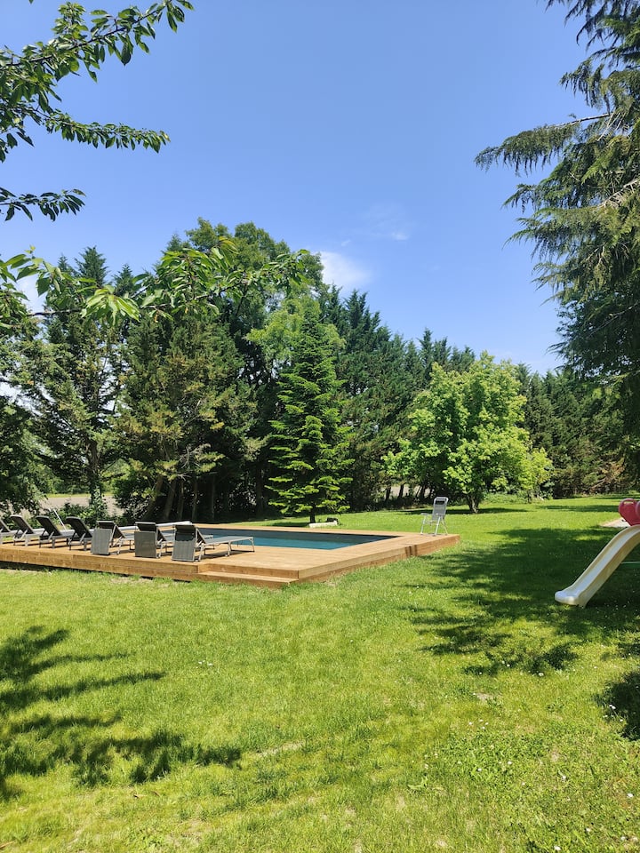 L'ancienne Gare D'issigeac, Climatisé Avec Piscine - Dordogne