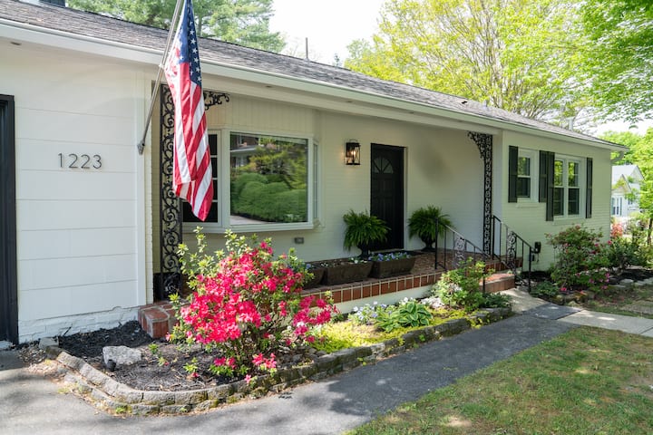 Hendo Charmer 2bed/2bath - Hendersonville, NC