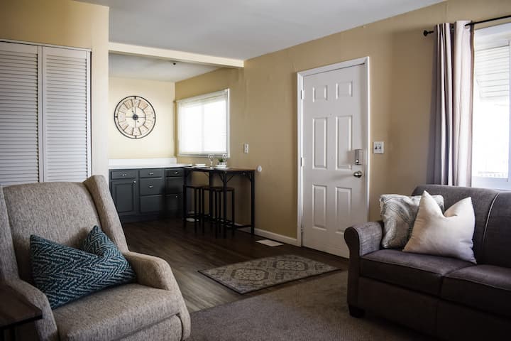 Unwind In Comfort At The Cozy Ranch. - Dayton, OH
